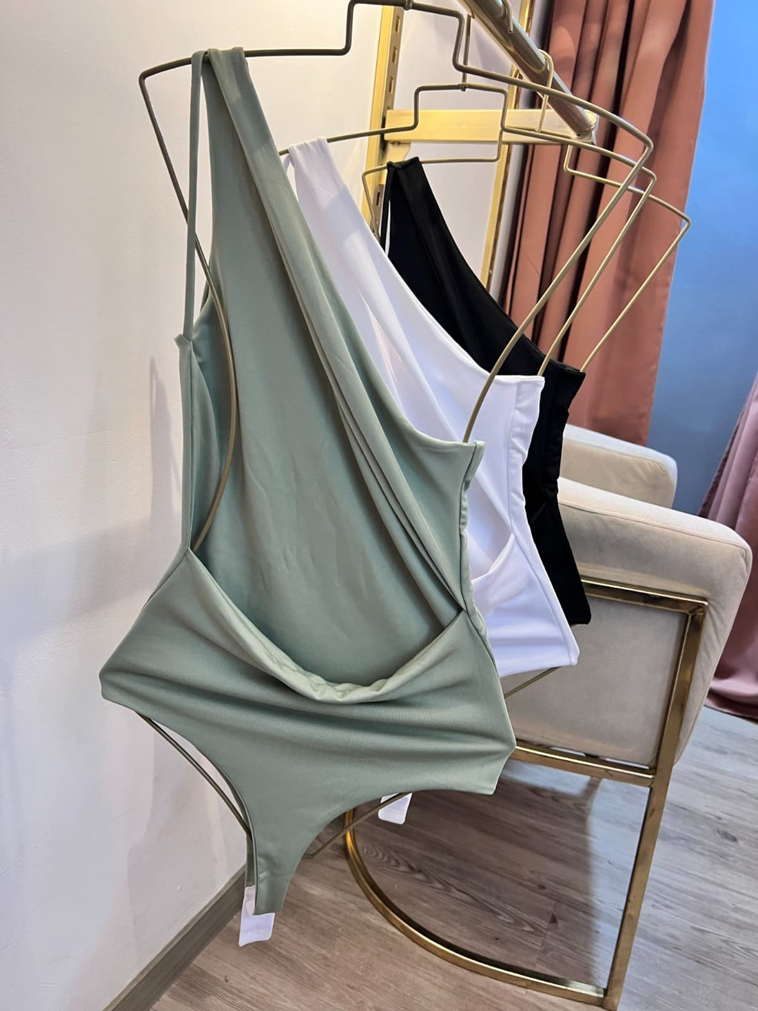 BODY AMELIA – Ameli Boutique